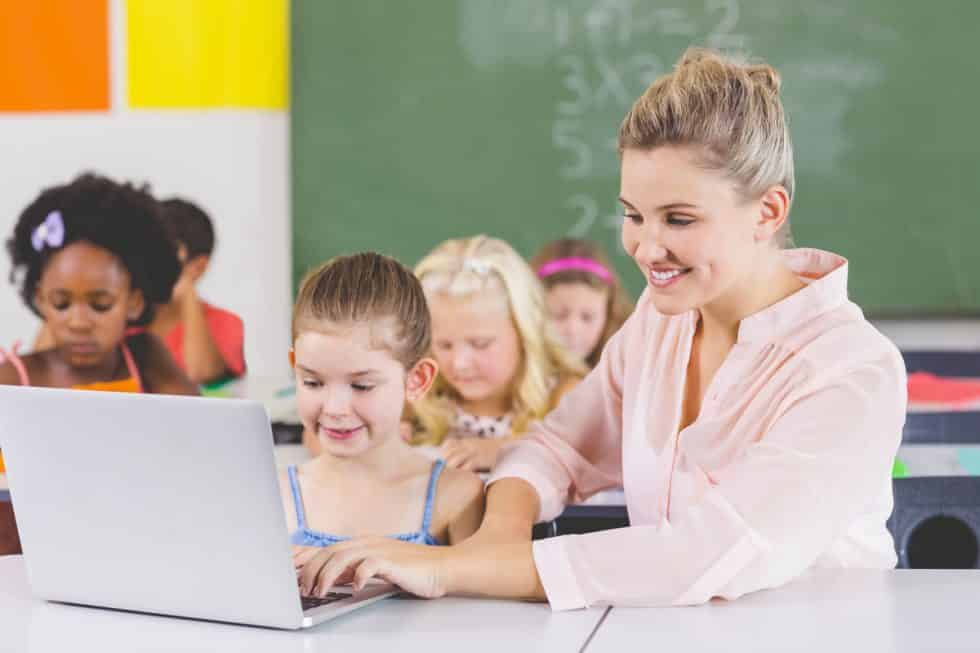 Claves De Cómo Enseñar A Niños Y Adolescentes Luca